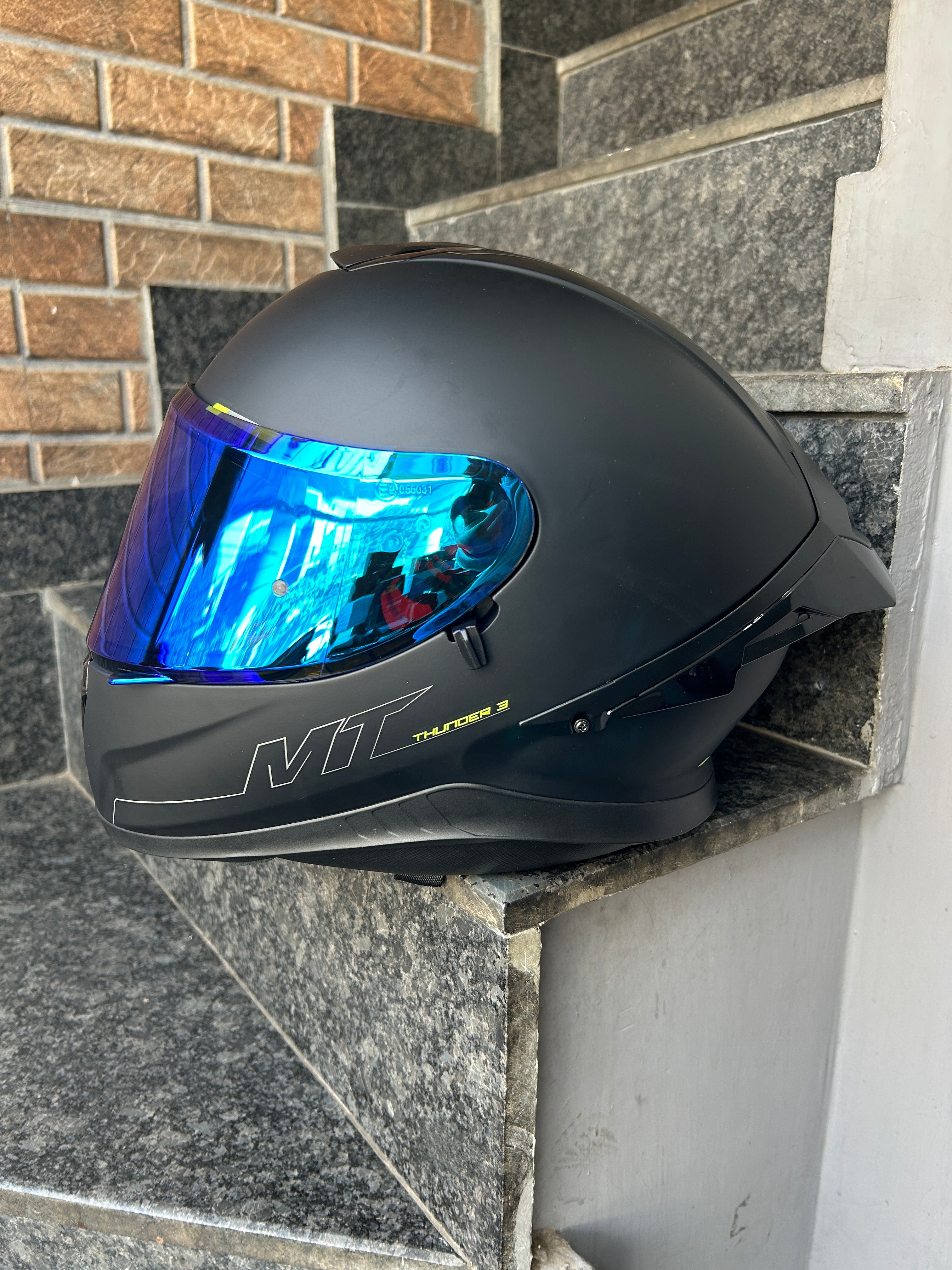 MT V12 DAY NIGHT VISOR NIGHT VISION BLUE COLOUR – HELMETWALA.COM