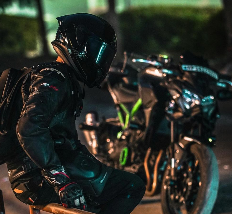 AXOR APEX NIGHT VISION VISOR BLUE PIN LOCK READY – HELMETWALA.COM